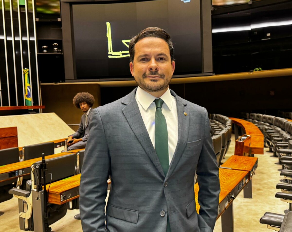 No retorno do recesso Capitão Alberto Neto destaca oposição ainda mais ...