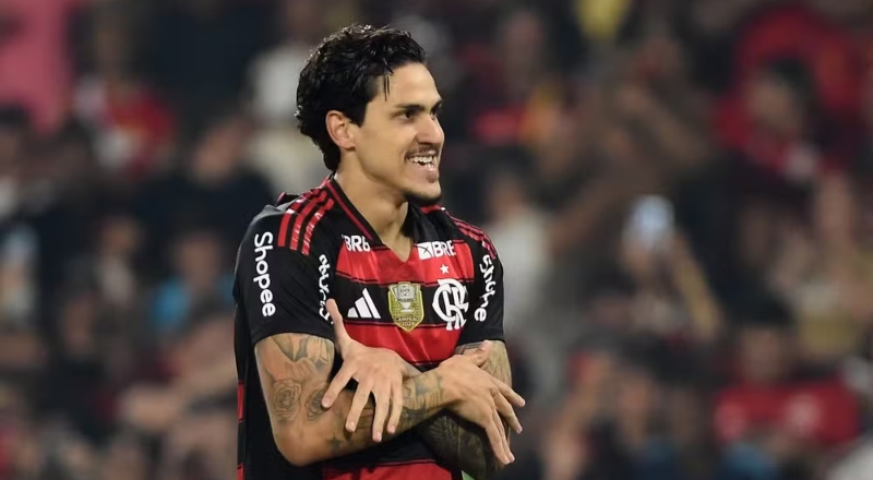 Flamengo vence Vitória por 8 a 0 e aplica maior goleada histórica do Brasileirão